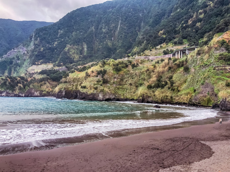 SEIXAL IN MADEIRA: a Black Sand Beach Paradise near Porto Moniz