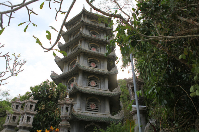 16 AWESOME THINGS TO SEE IN DA NANG [VIETNAM]